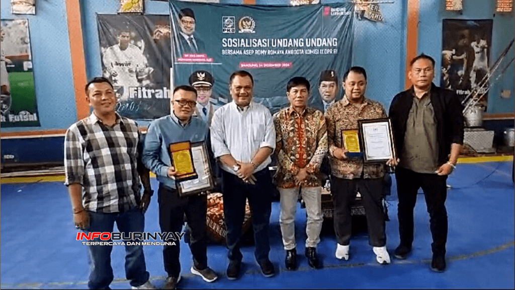 Sosialisasi UU BPJS Ketenagakerjaan Bersama Anggota Komisi IX DPR RI F ...